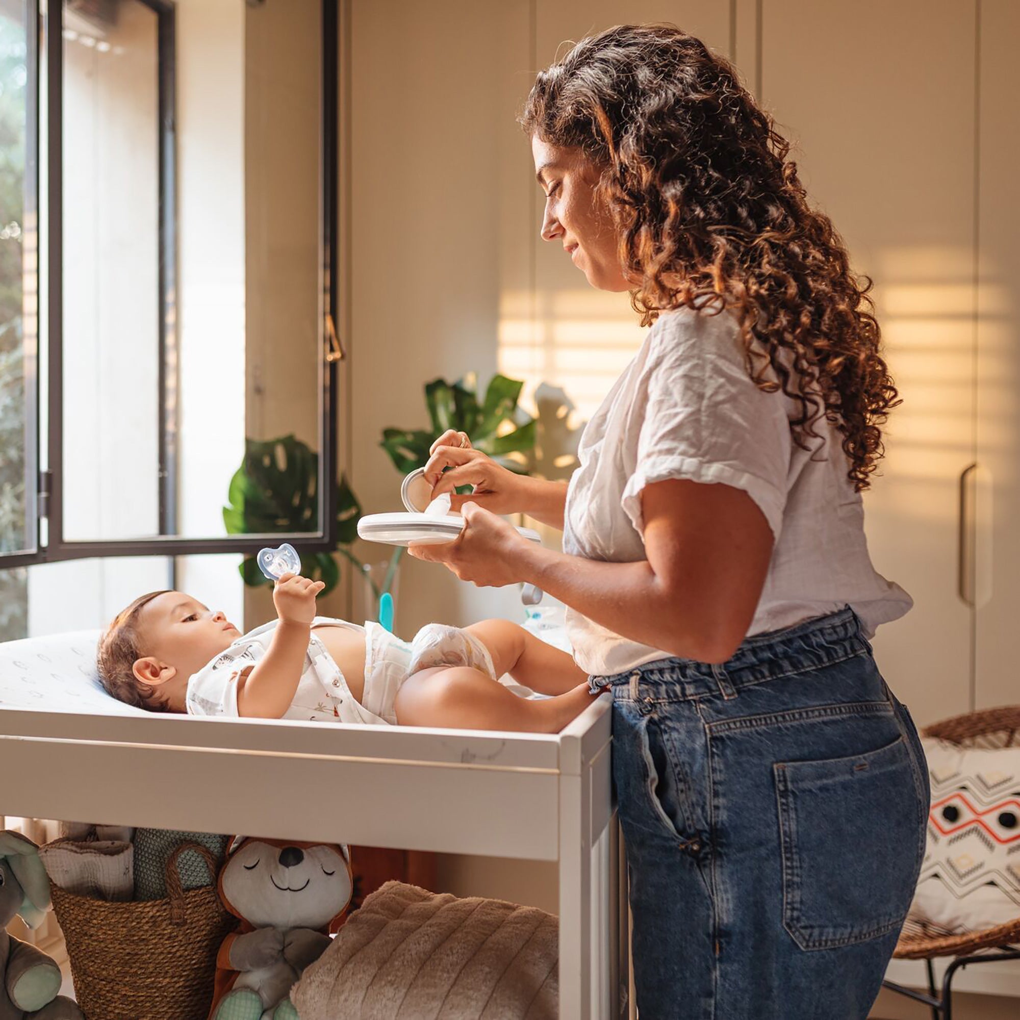 Diaper Changing 101: A Step-by-Step Guide for Parents – Dr Talbot's